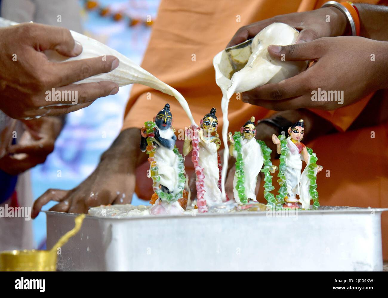 Bikaner, Rajasthan, India. 19th Aug, 2022. ISKCON Priest and Devotees ...