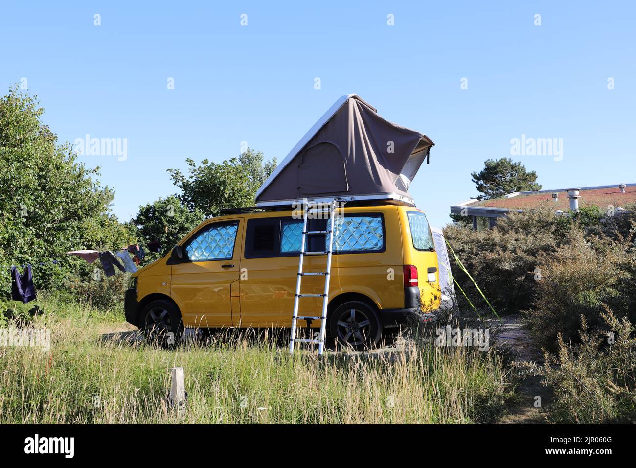 Yellow camp van tent hi-res stock photography and images - Alamy