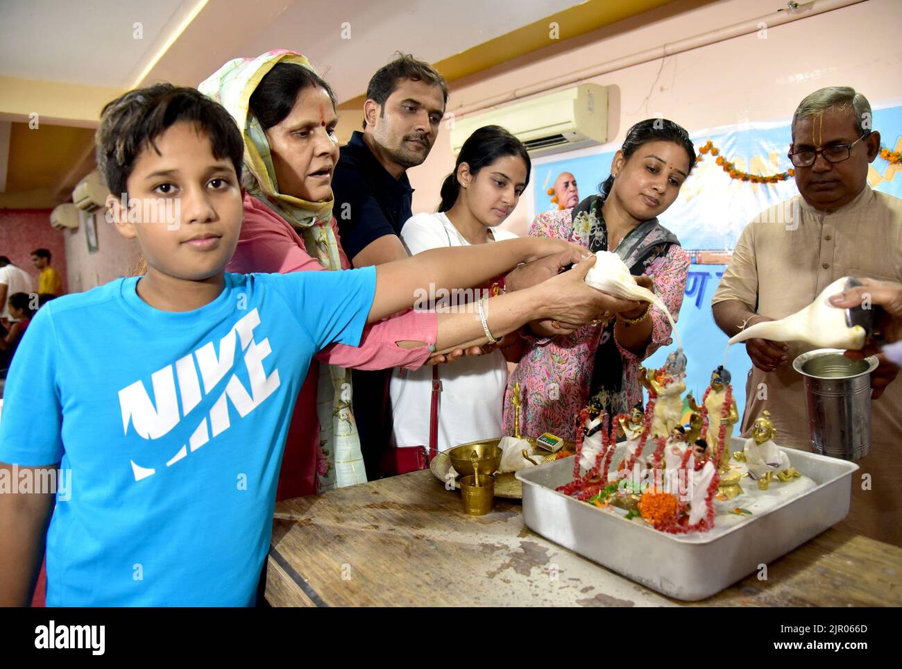 Bikaner, Rajasthan, India. 19th Aug, 2022. ISKCON Priest and Devotees perform ''Panchamrit ...