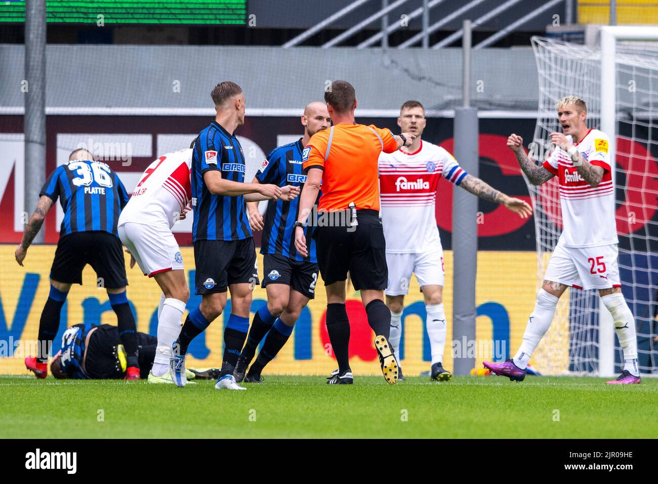 Paderborn, Germany. 20th Aug, 2022. Soccer: 2. Bundesliga, SC Paderborn ...