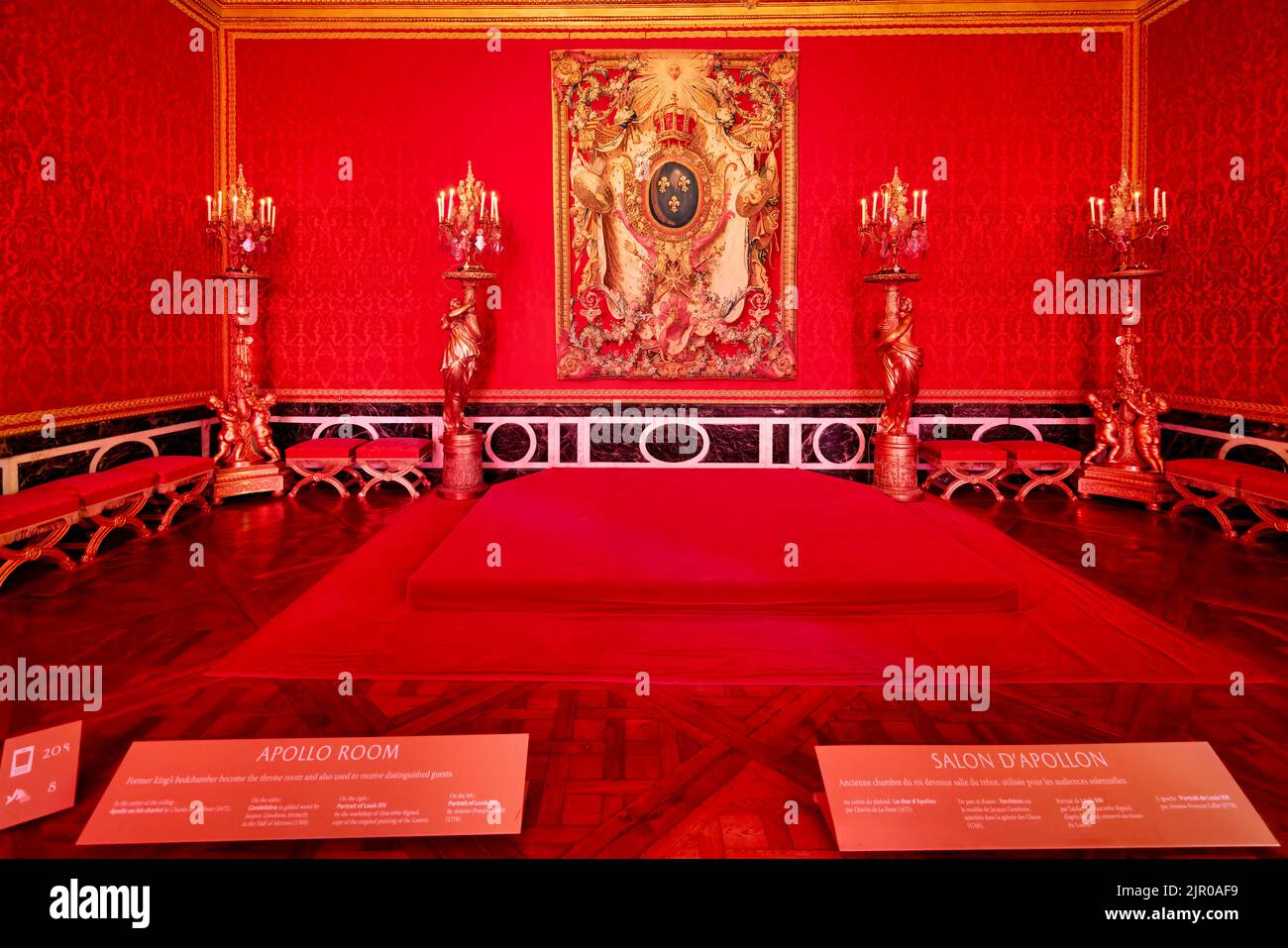 Apollo room palace versailles france hi-res stock photography and ...