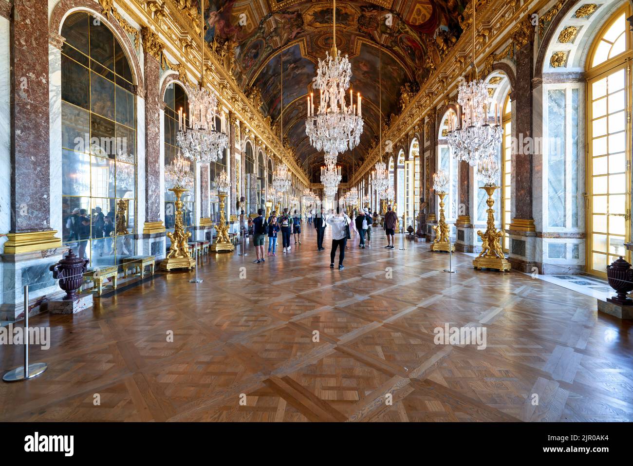 Versailles hall of mirrors hi-res stock photography and images - Alamy