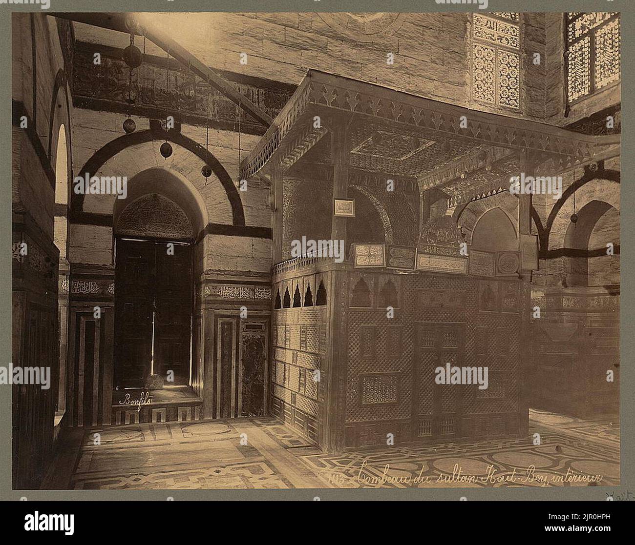 Tombeau du Sultan Kaı̈t-Bey, intérieur - Bonfils Stock Photo - Alamy