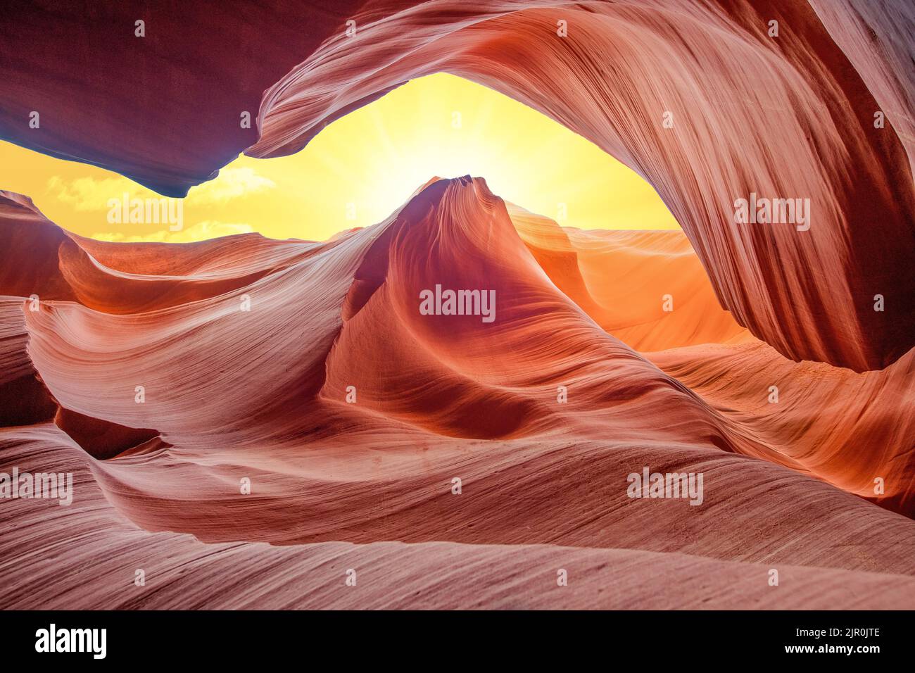 The beautiful sandstone formations of Antelope Canyon. Lake Powell ...