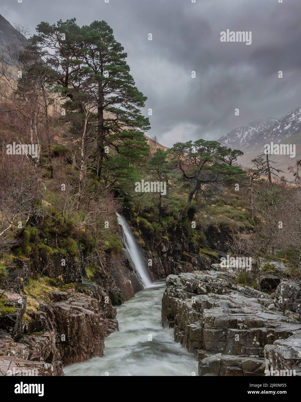 Beautiful Winter landscape image of River Etive and Skyfall Etive ...
