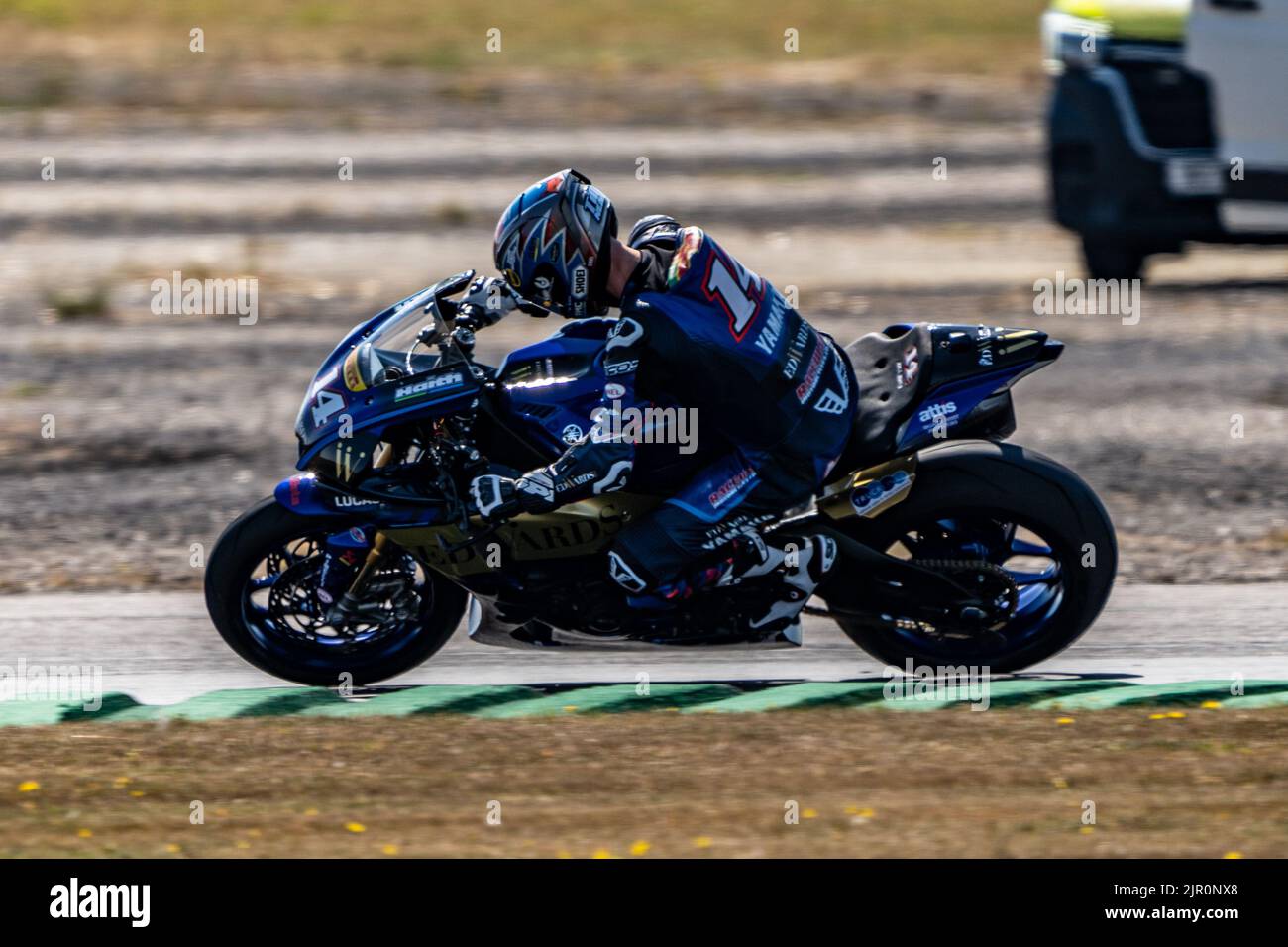 Tim Neave #14 Edwards Yamaha Pirelli Superstock National Championship ...