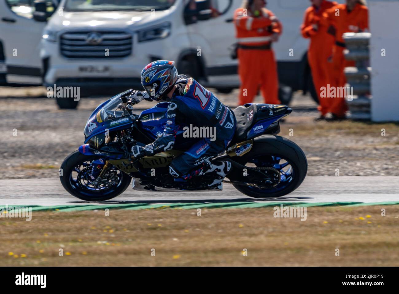 Tim Neave #14 Edwards Yamaha Pirelli Superstock National Championship ...