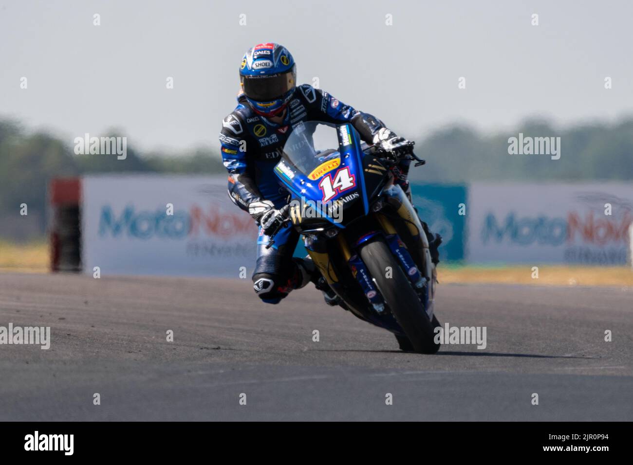 Tim Neave #14 Edwards Yamaha Pirelli Superstock National Championship ...