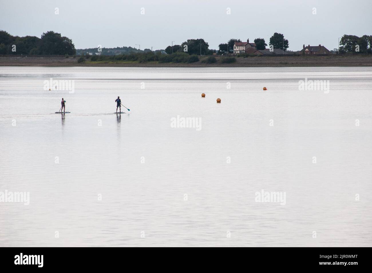 Around the UK - Paddle Boarding on the low water levels on Rivington ...