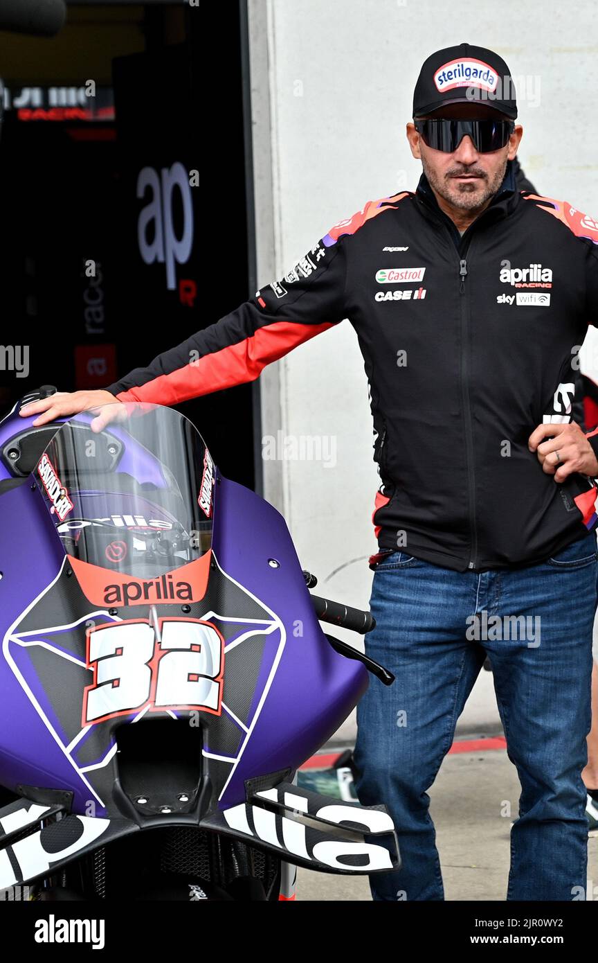 Red bull livery hi-res stock photography and images - Alamy