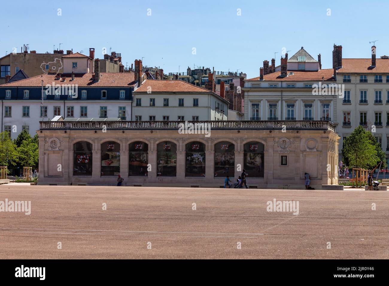 The Place Bellecour massive pedestrianized public square in Lyon ...