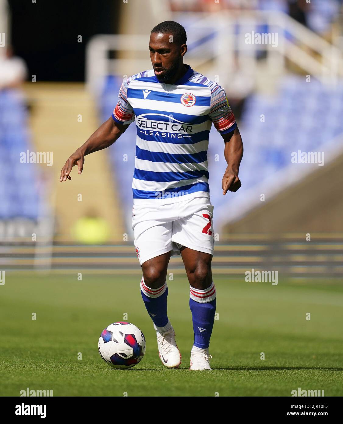 Junior hoilett reading hi-res stock photography and images - Alamy
