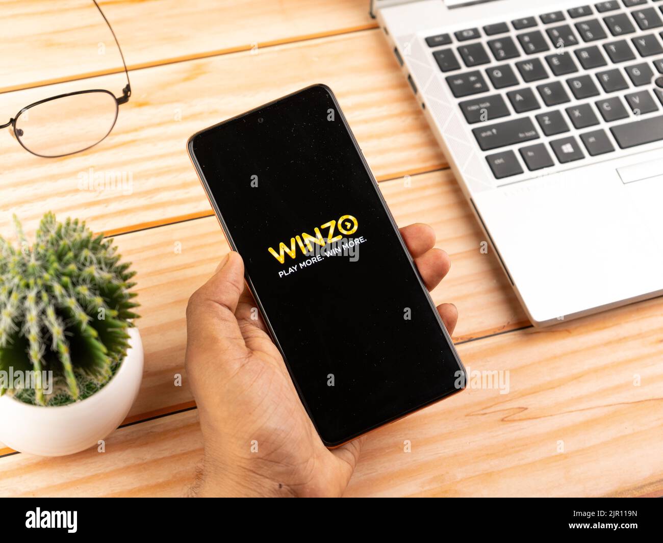 Winzo logo hi-res stock photography and images - Alamy