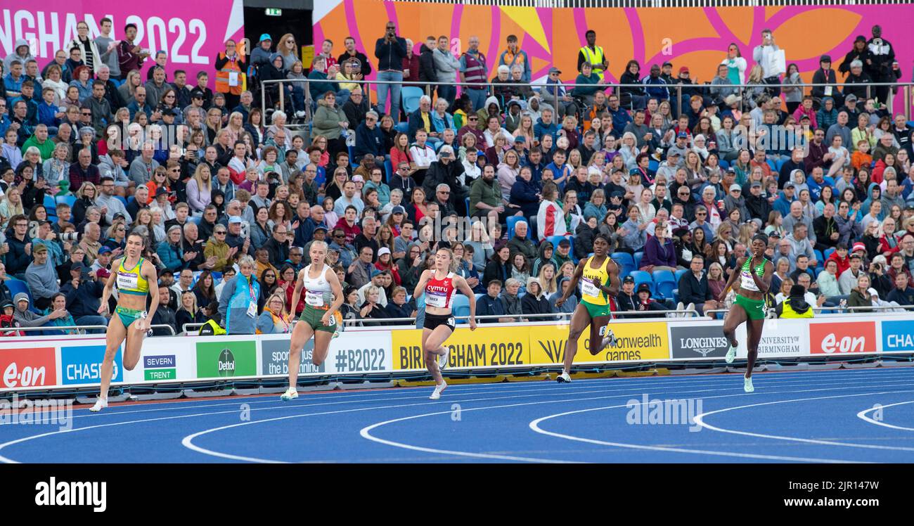 Jacinta Beecher, Abi Galpin, Hannah Brier, Natalliah Whyte and Favour ...