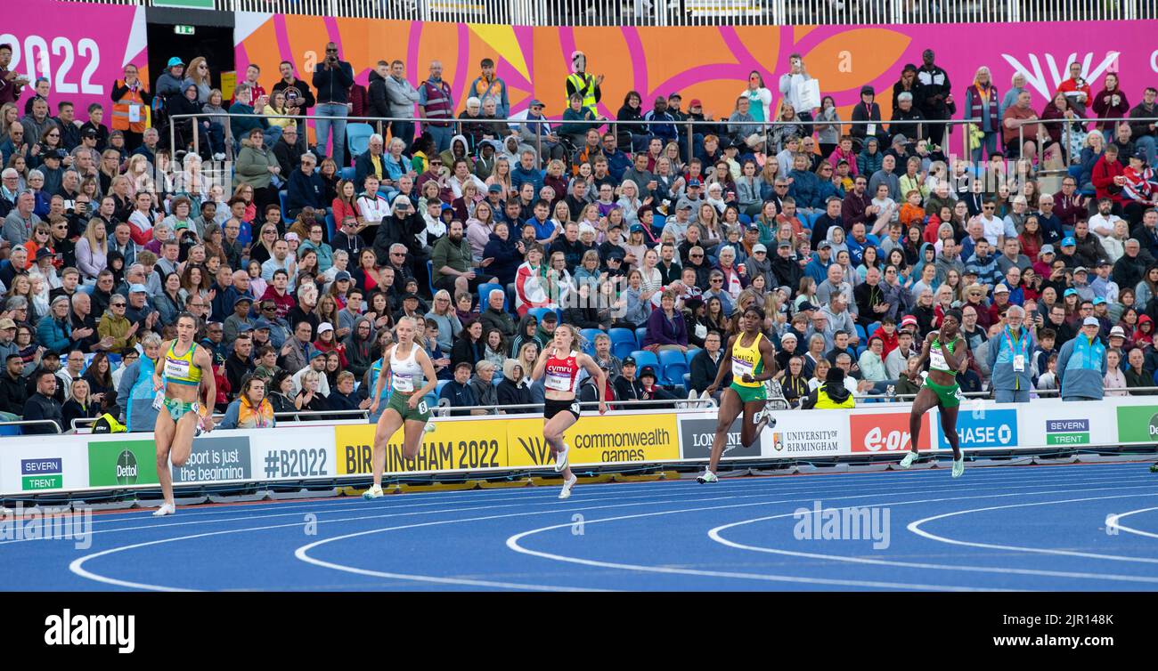 Jacinta Beecher, Abi Galpin, Hannah Brier, Natalliah Whyte and Favour ...