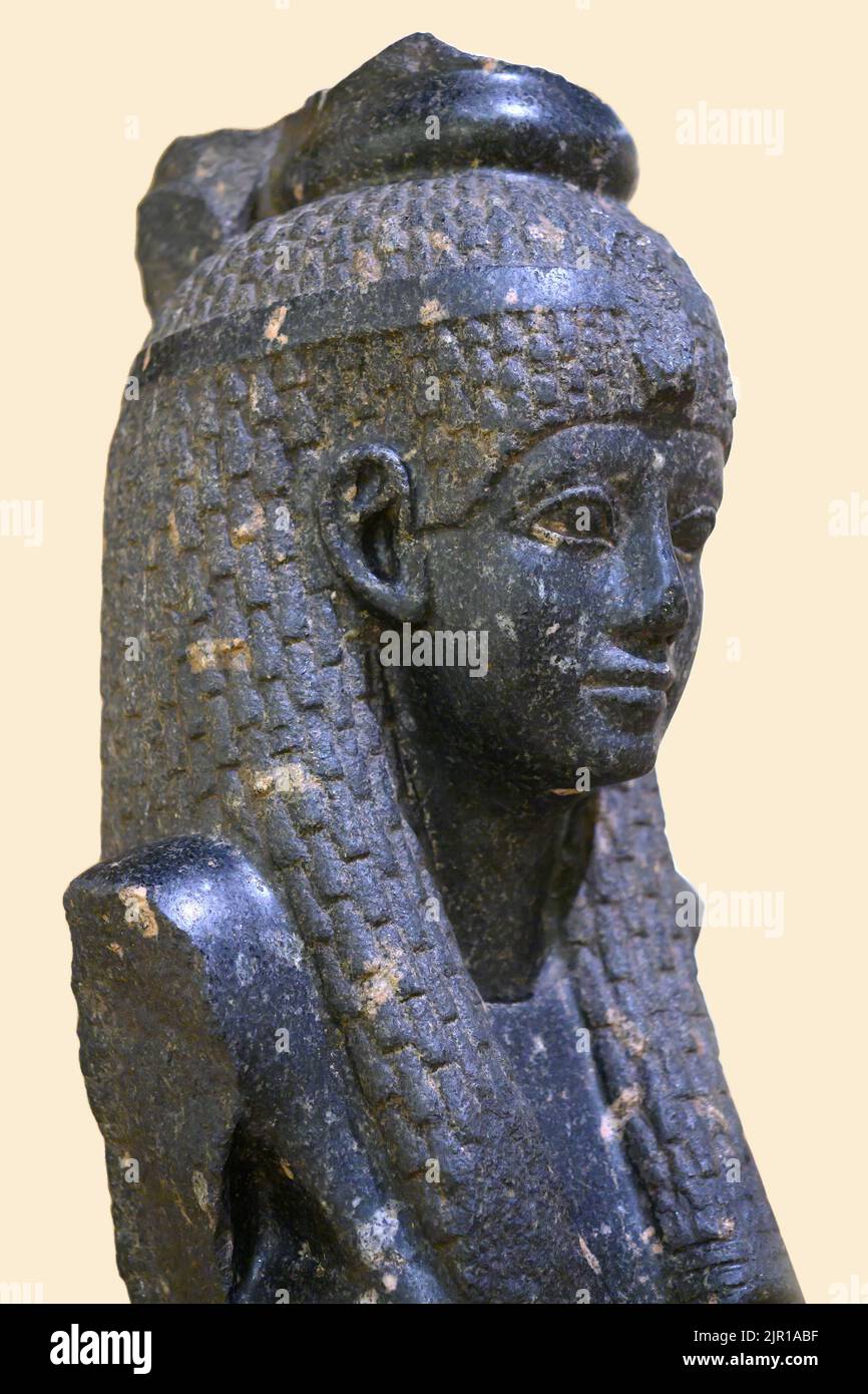 Cleopatra VII portrait sculpture in the idealized Egyptian style Stock ...