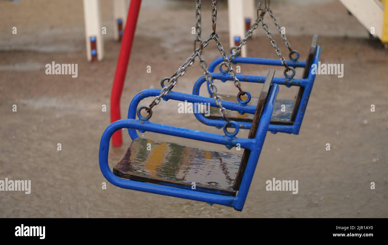 Children water slide splash hi-res stock photography and images - Alamy