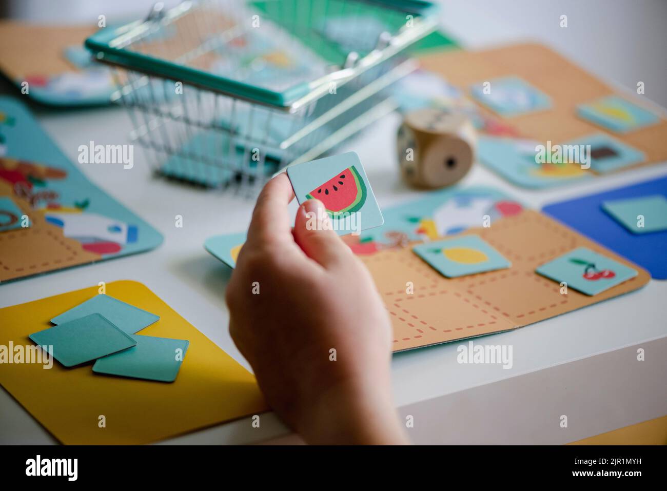 Family game board Stock Photo - Alamy