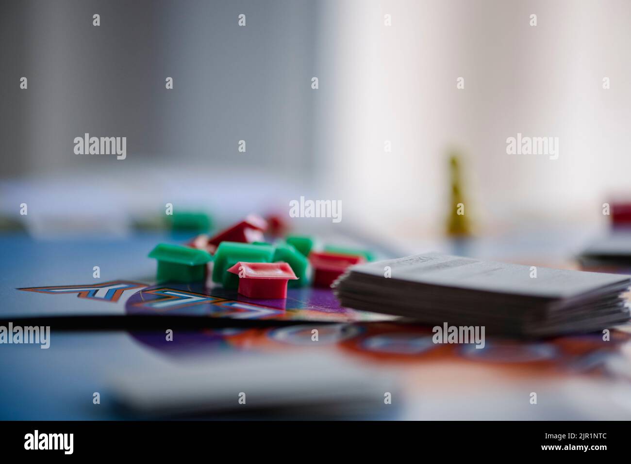 Family game board Stock Photo - Alamy