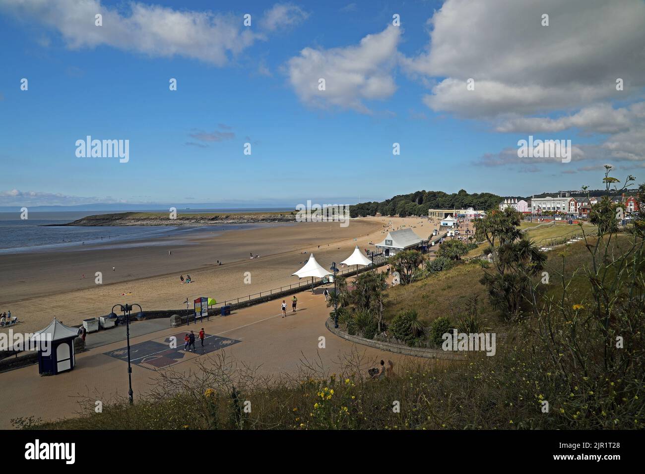 Barry island pleasure park hi-res stock photography and images - Alamy