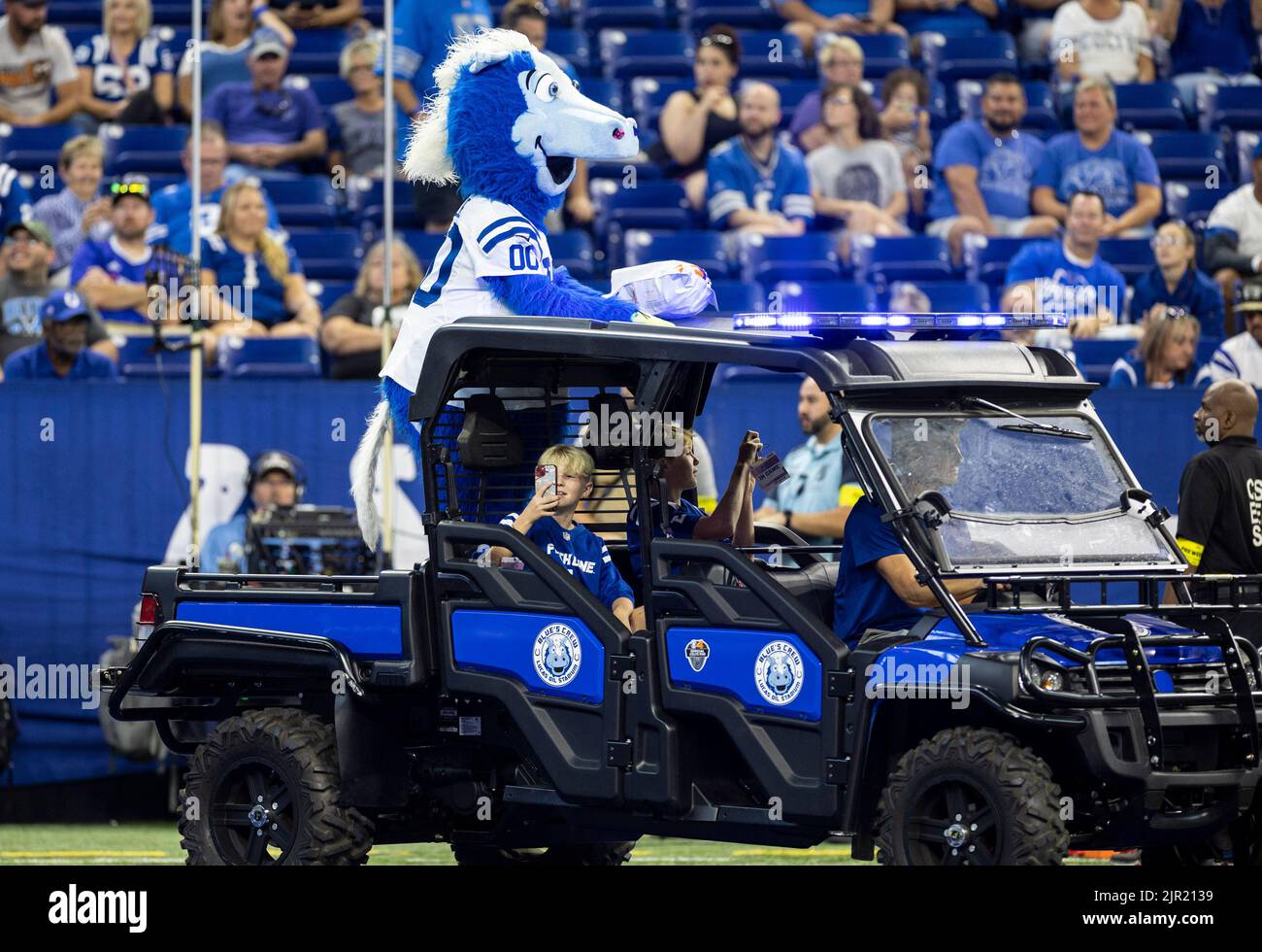 August 20, 2022: Indianapolis Colts mascot Blue brings the game ball ...