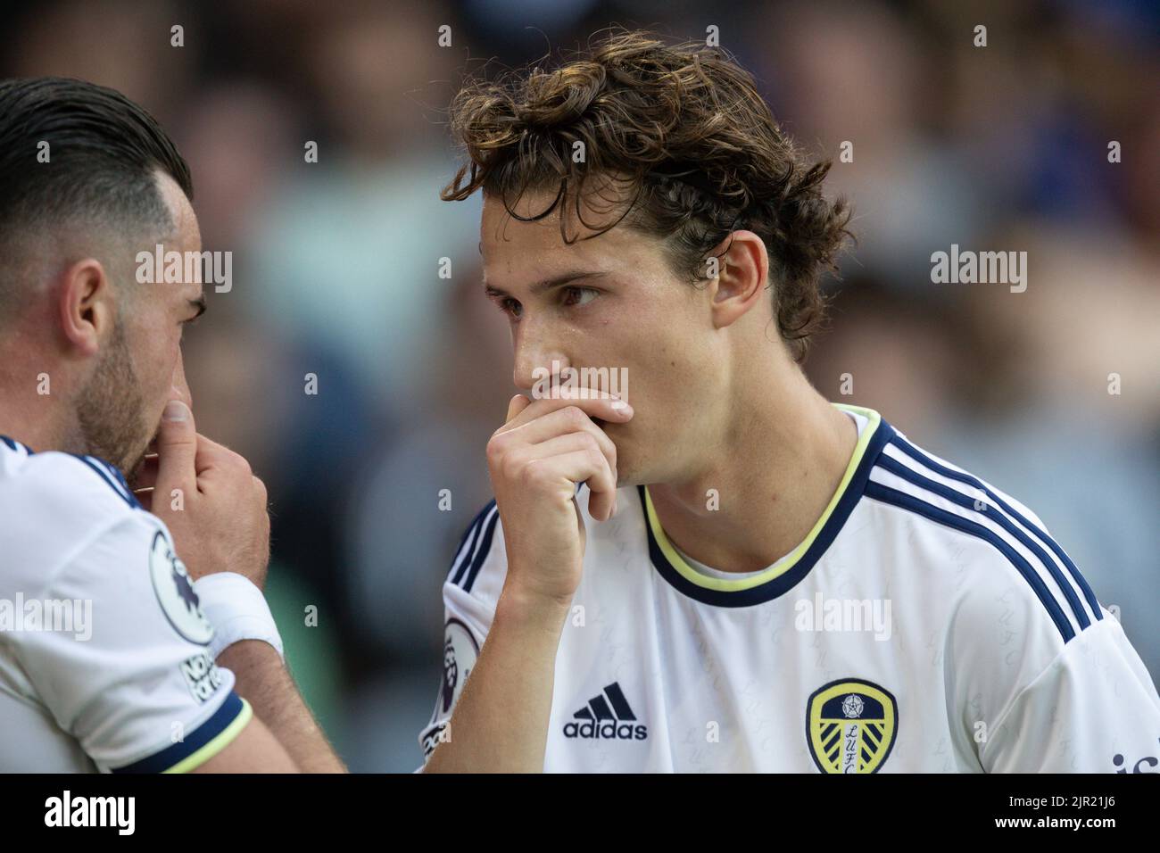 Goalscorer Brenden Aaronson #7 of Leeds United speaks with Jack ...