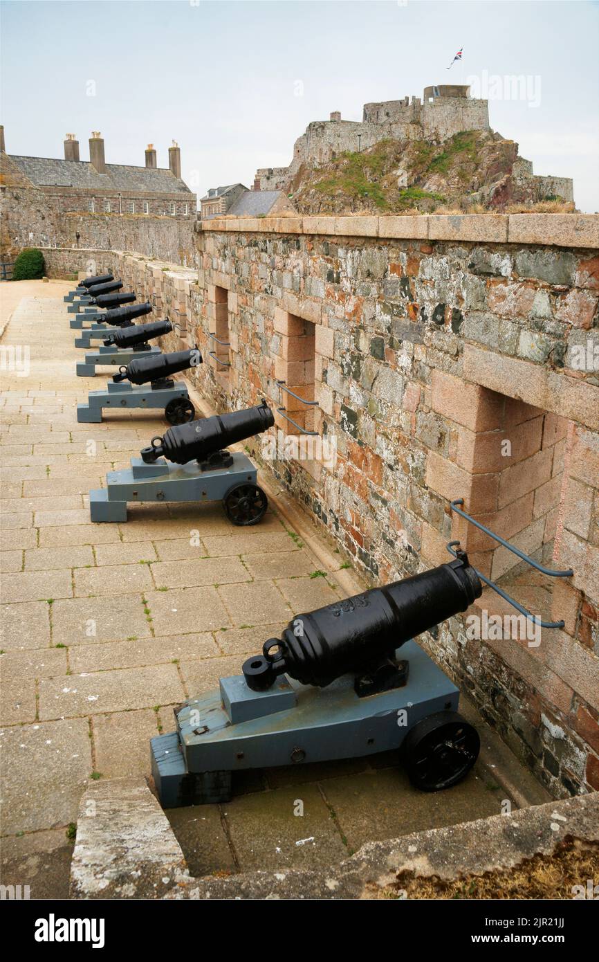 Cannons historic culture hi-res stock photography and images - Alamy