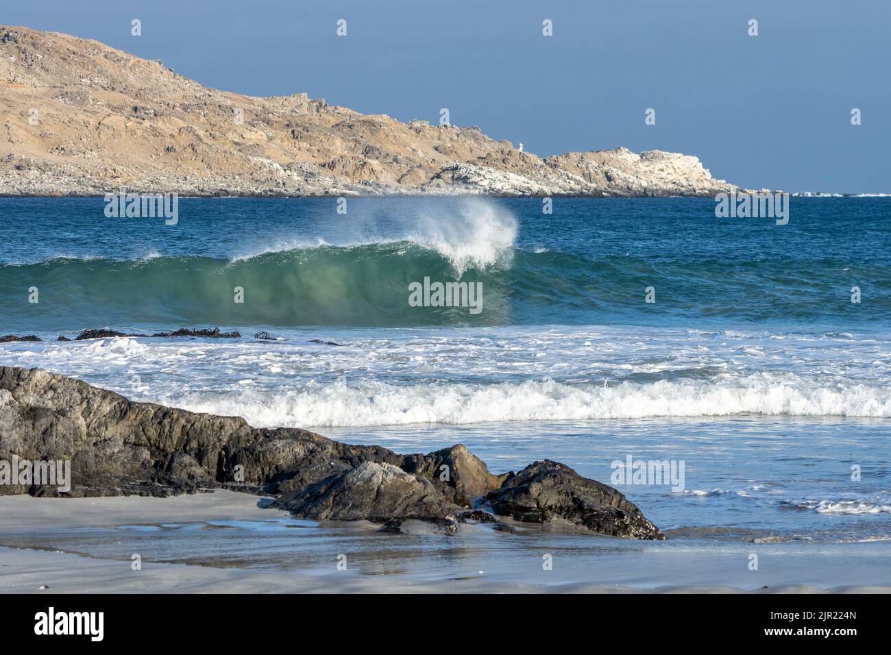 Waves break on the shore of the Pacific Ocean at Pan de Azucar National ...