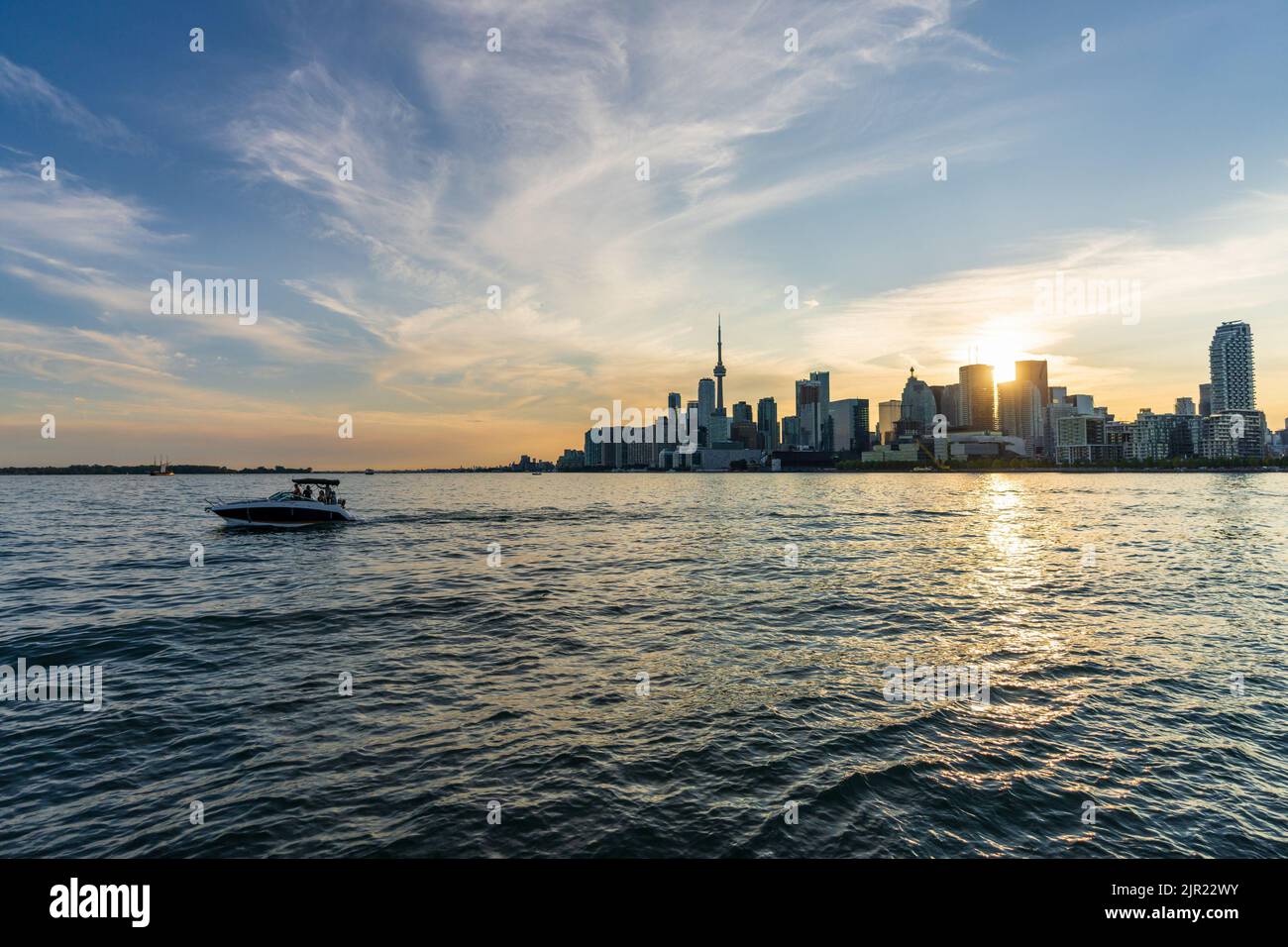 Toronto skyscraper skyline sunset panorama. Lake Ontario, Canada Stock ...