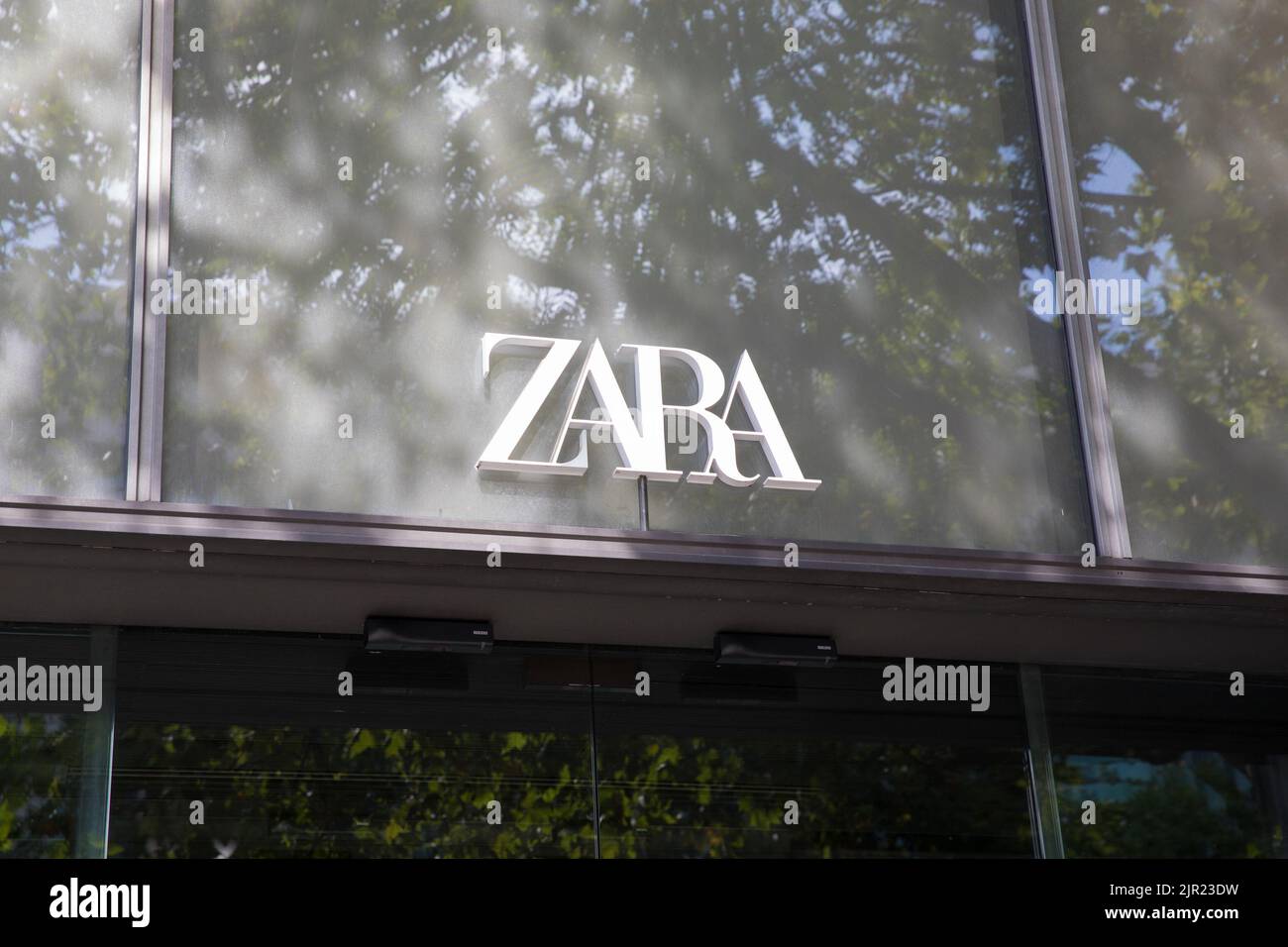 Berlin, Germany. 21st Aug, 2022. Storefront of fashion retail company ...