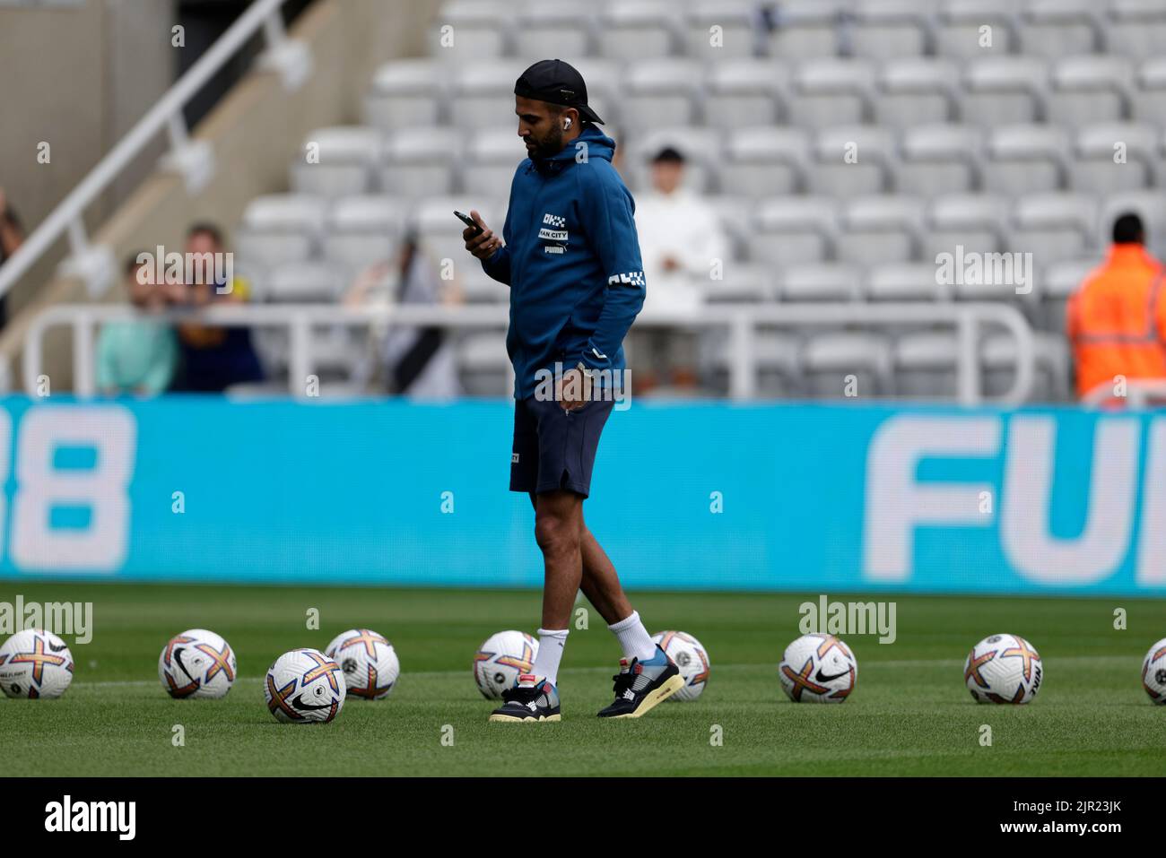 Manchester city riyad mahrez 2022 hi-res stock photography and images ...