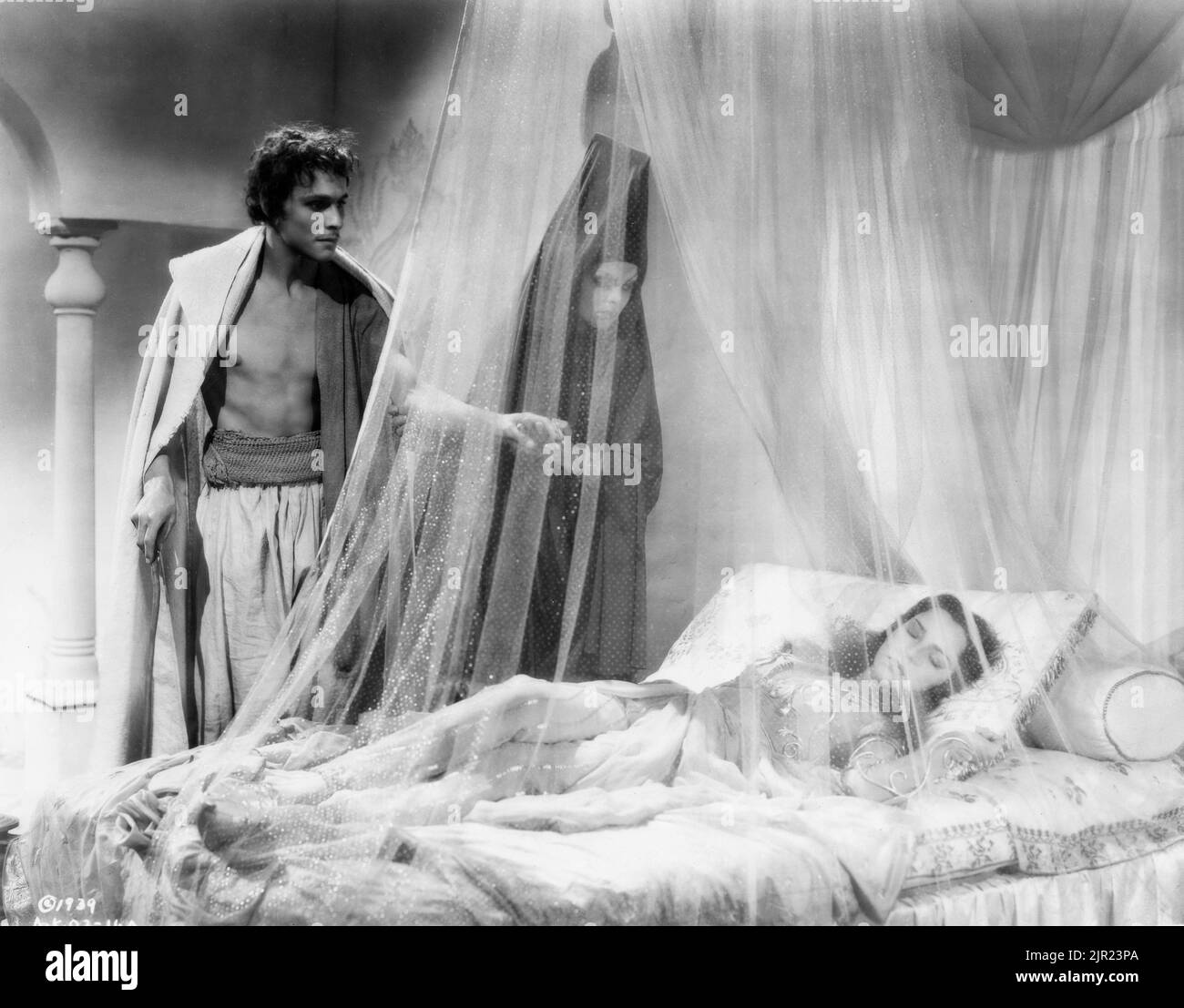 JOHN JUSTIN and JUNE DUPREZ in THE THIEF OF BAGDAD 1940 directors ...