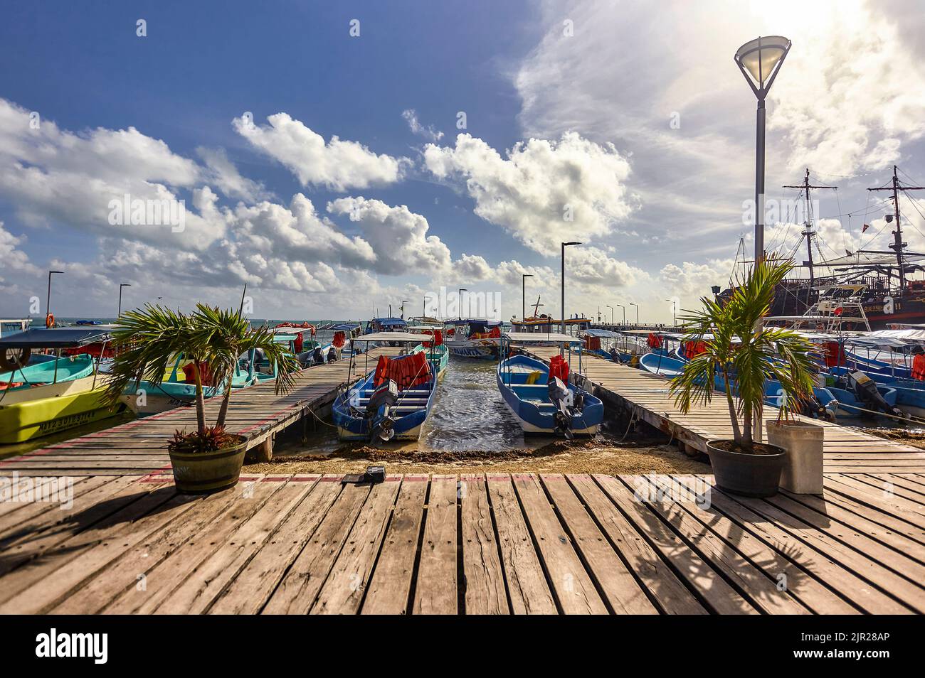 Puerto juarez cancun hi-res stock photography and images - Alamy