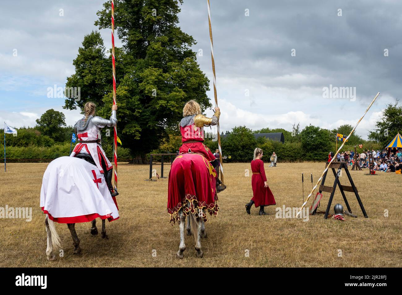 Chalfont, UK. 21 August 2022. Re enactors as armoured knights bring to life the scenes from the ...