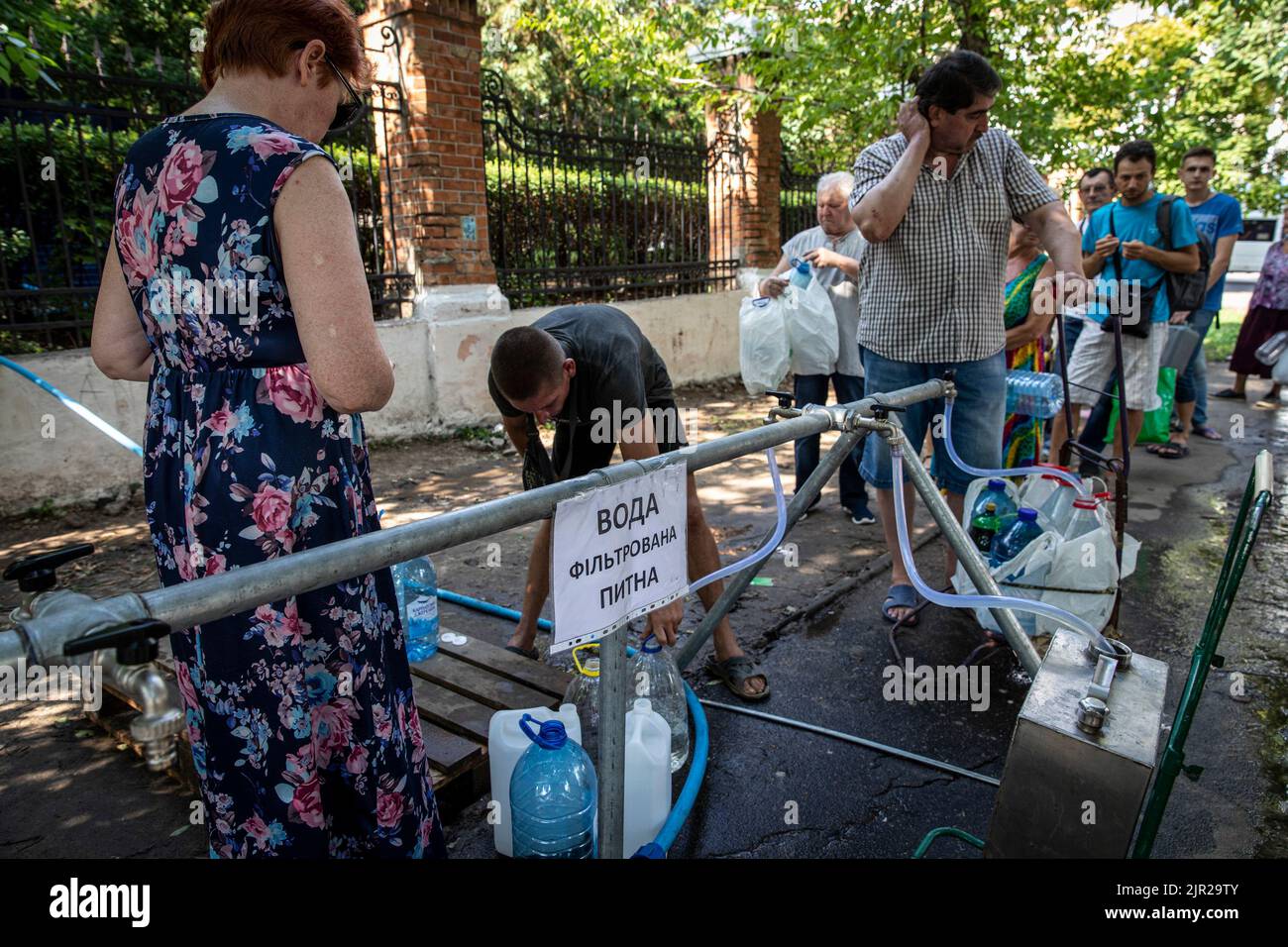 Cut off water supply hi-res stock photography and images - Alamy
