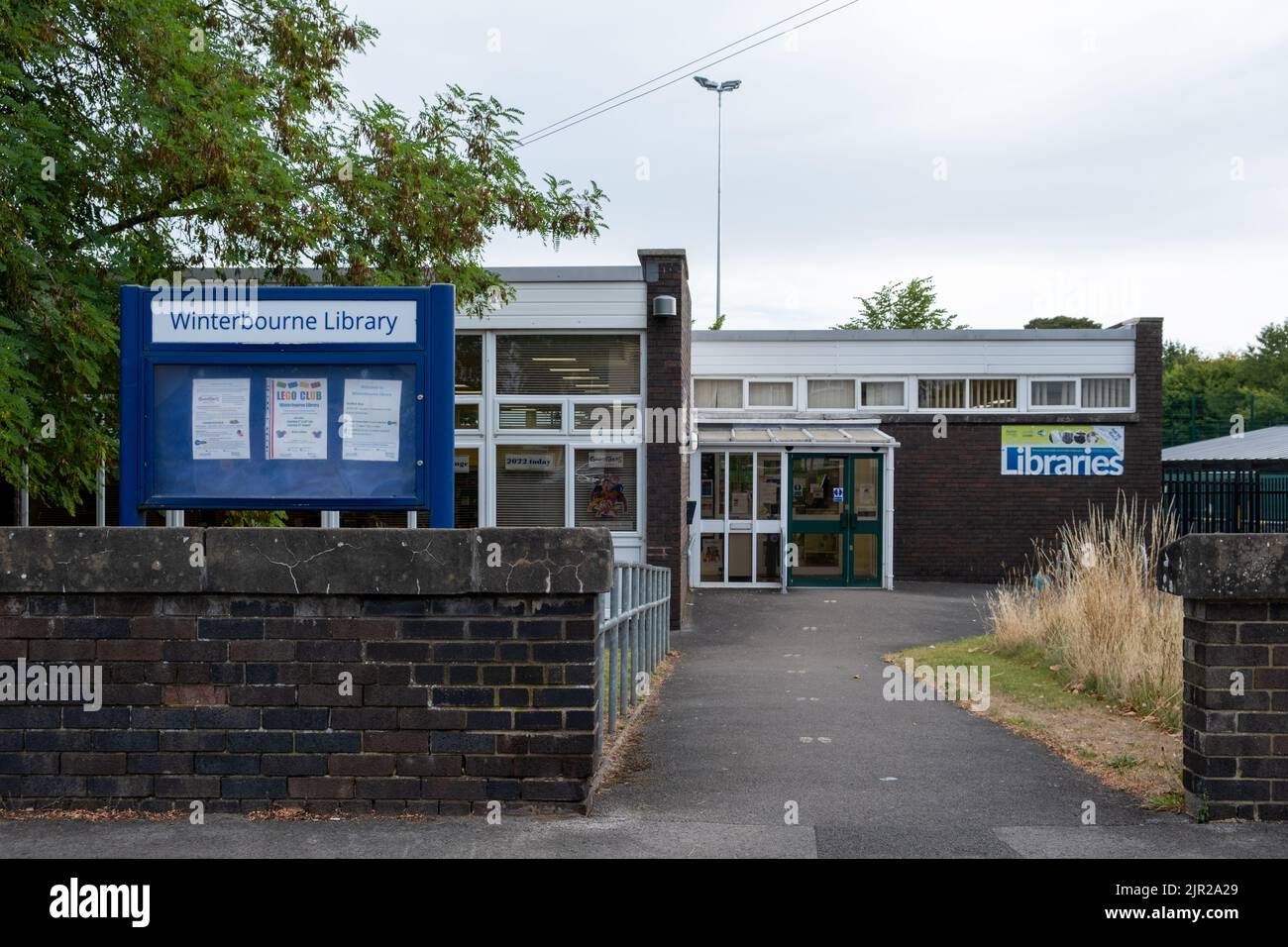 Library signage hi-res stock photography and images - Alamy
