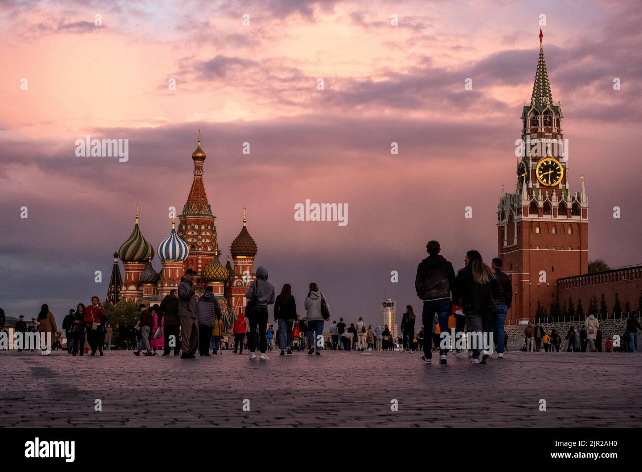 Sunset on Red Square in Moscow. High quality photo Stock Photo - Alamy