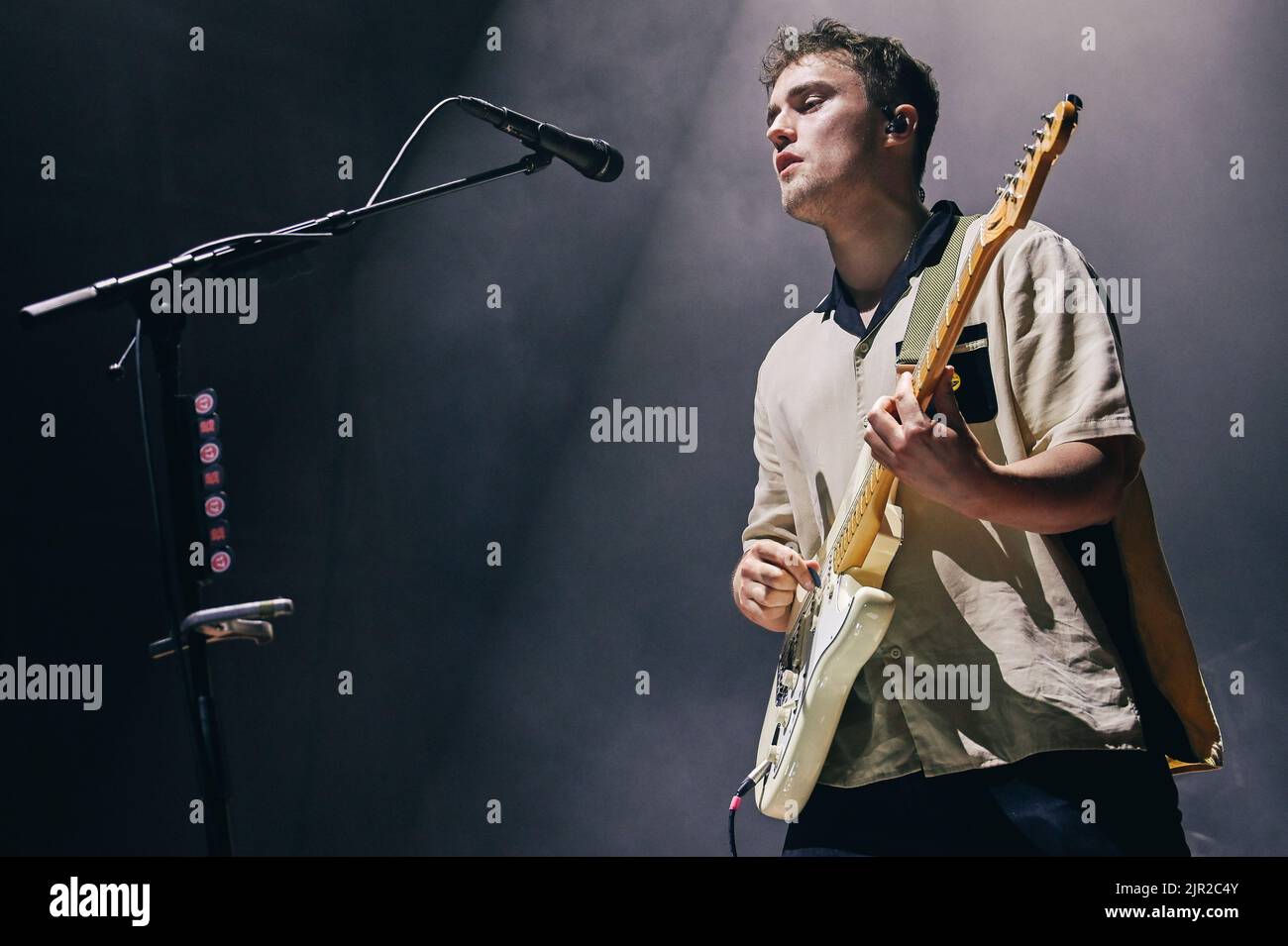 Sam fender mercury prize hi-res stock photography and images - Alamy