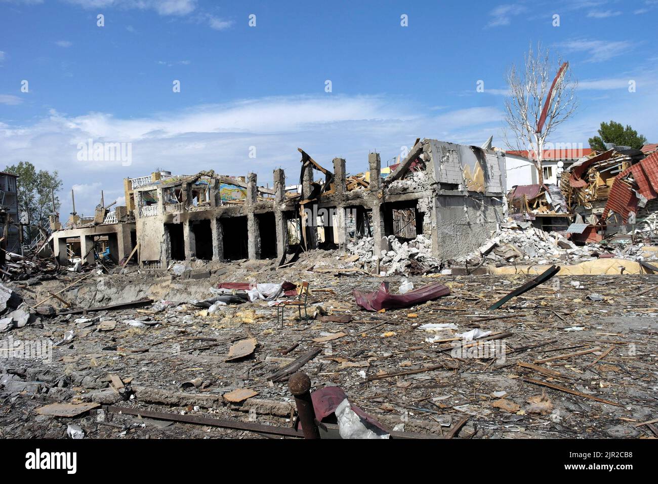 Non Exclusive: ZATOKA, UKRAINE - AUGUST 18, 2022 - Damage is pictured ...