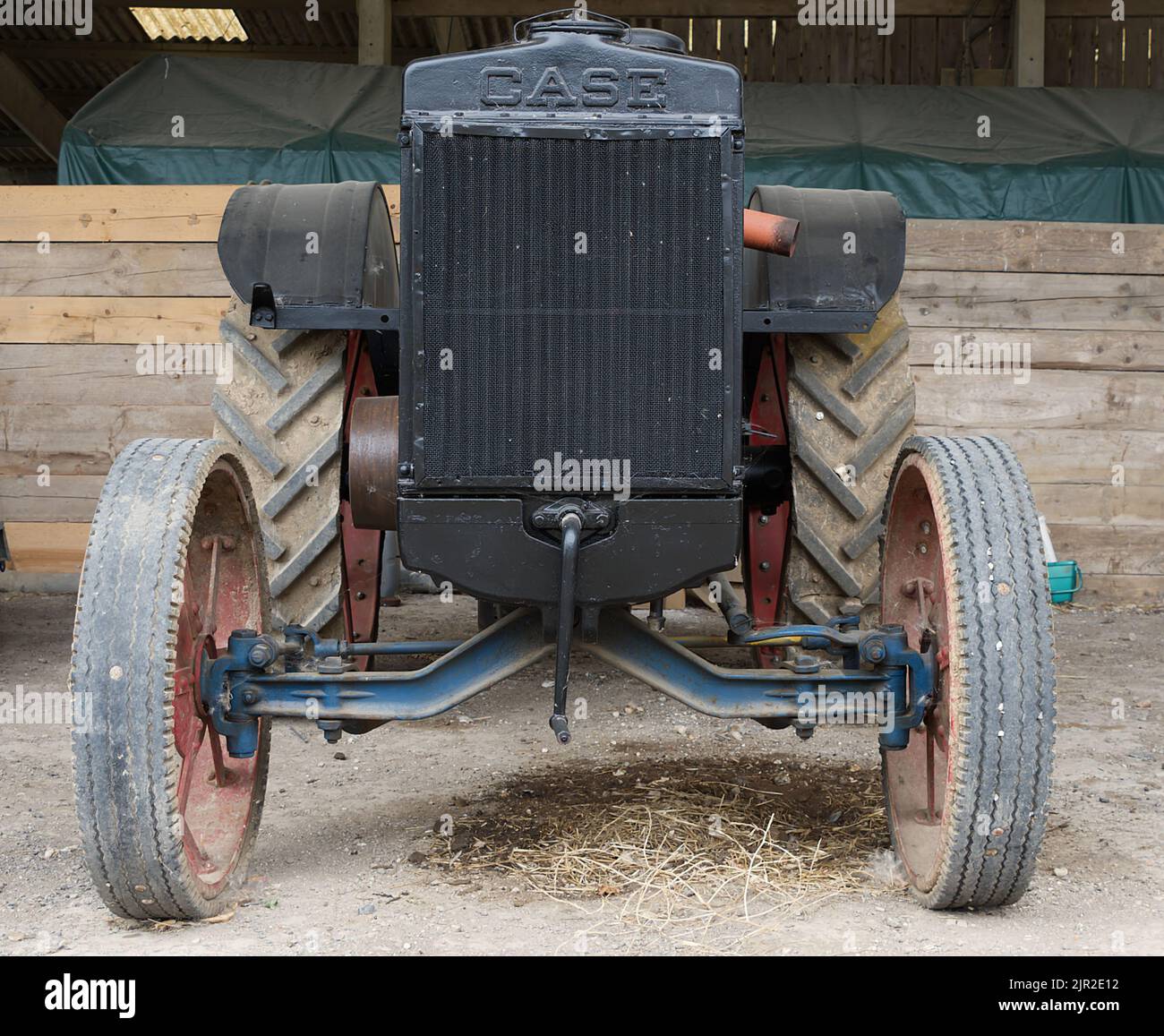 CASE Cross-motor Antique Tractor Stock Photo - Alamy