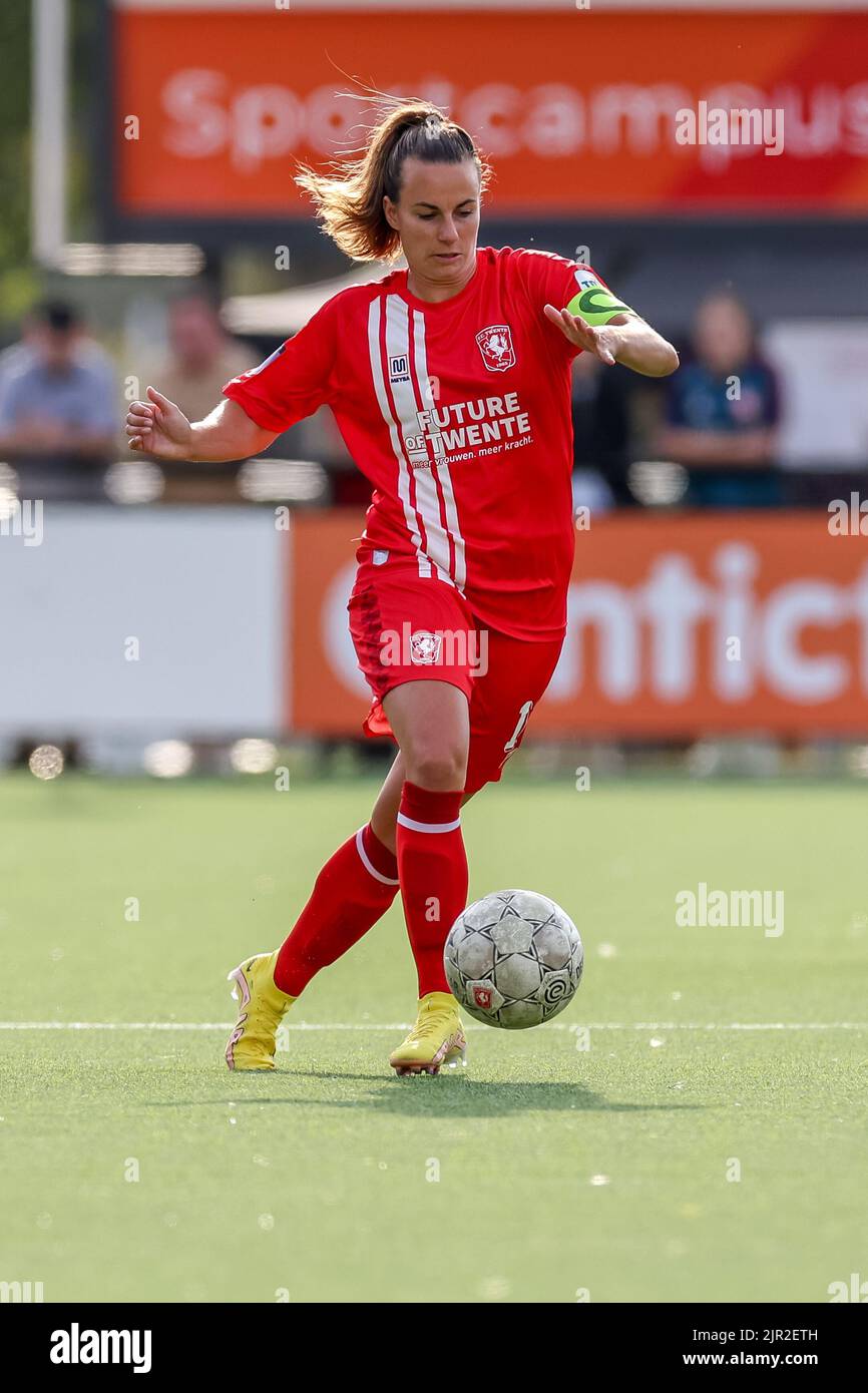 ENSCHEDE, NETHERLANDS - AUGUST 21: Renate Jansen of FC Twente during ...