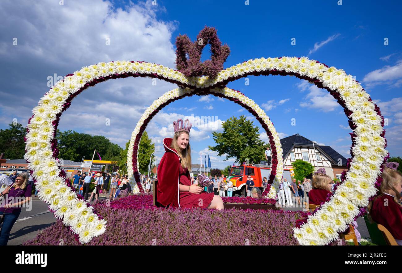 Amelinghausen, Germany. 21st Aug, 2022. 23-year-old Franziska Röhrs ...