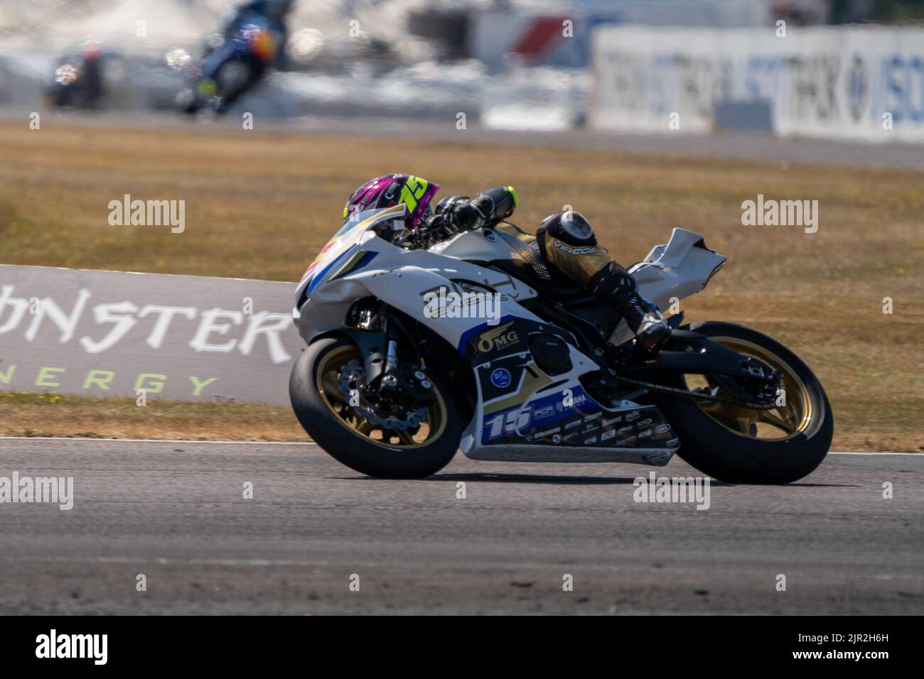 Eugene McManus #15 Completely Motorbikes Pirelli Junior Superstock ...
