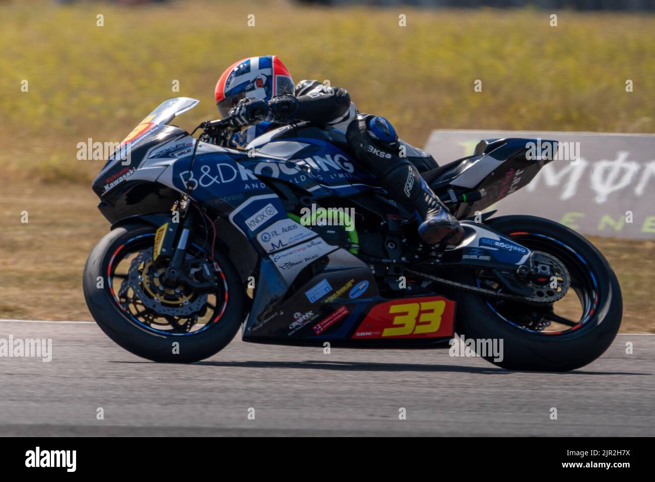 Charlie Farrer #33 Mortimer Racing Pirelli Junior Superstock Thruxton ...