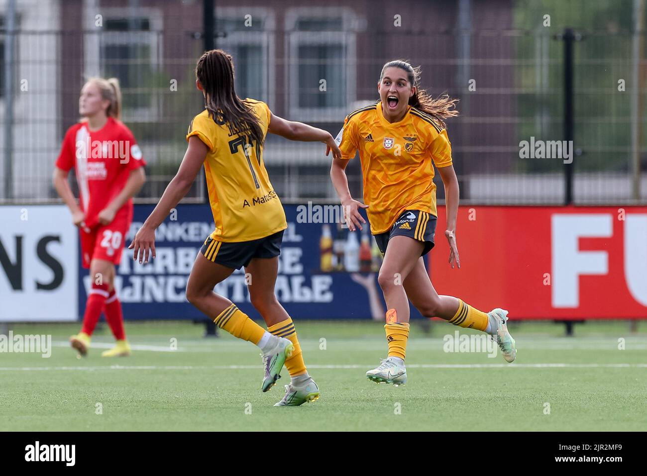 ENSCHEDE, NETHERLANDS - AUGUST 21: Kika Nazareth of SL Benfica ...