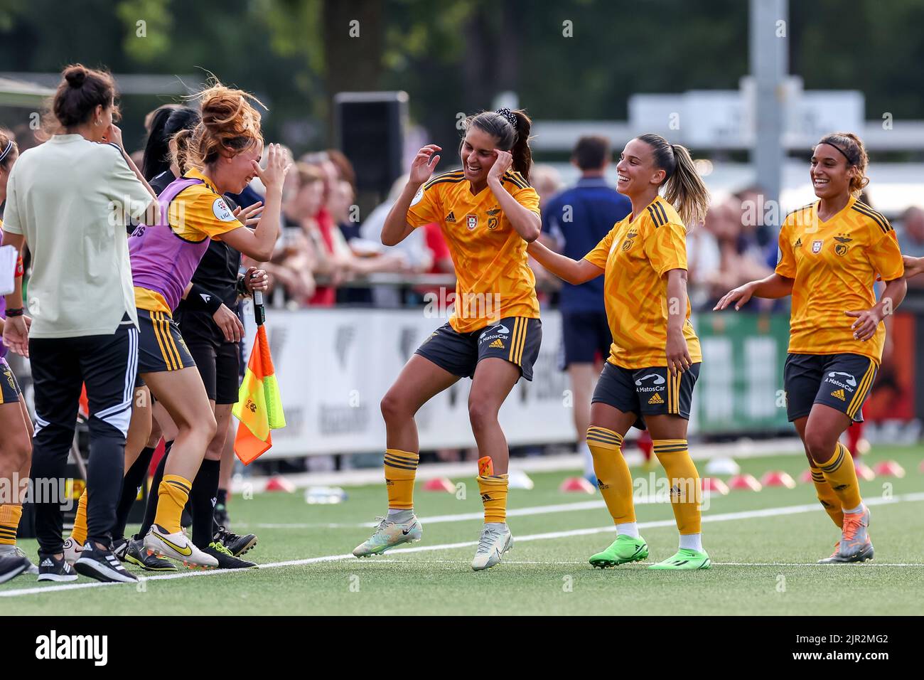 ENSCHEDE, NETHERLANDS - AUGUST 21: Kika Nazareth of SL Benfica ...