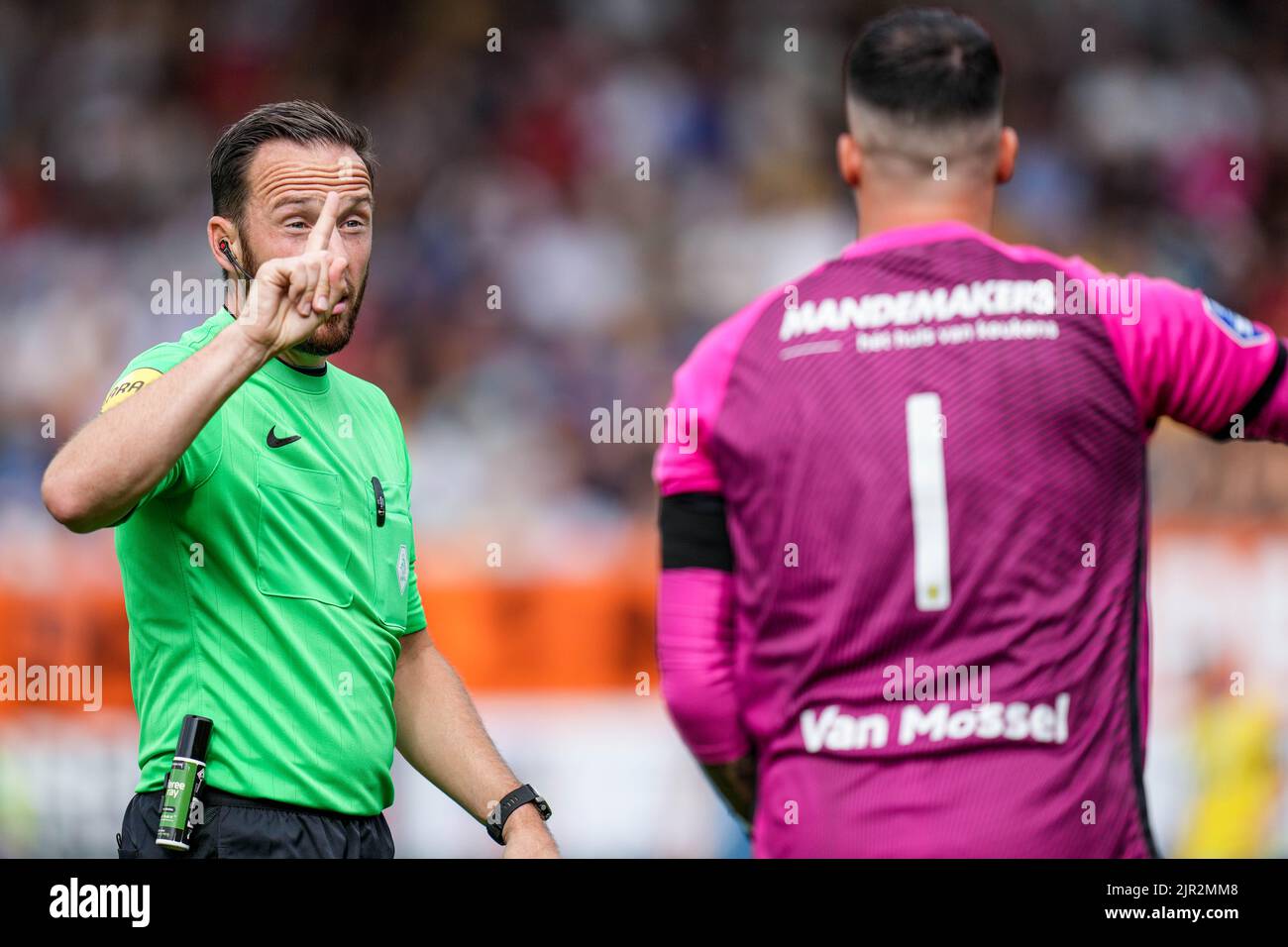 Waalwijk - Referee Edwin van de Graaf, RKC Waalwijk keeper Etienne ...
