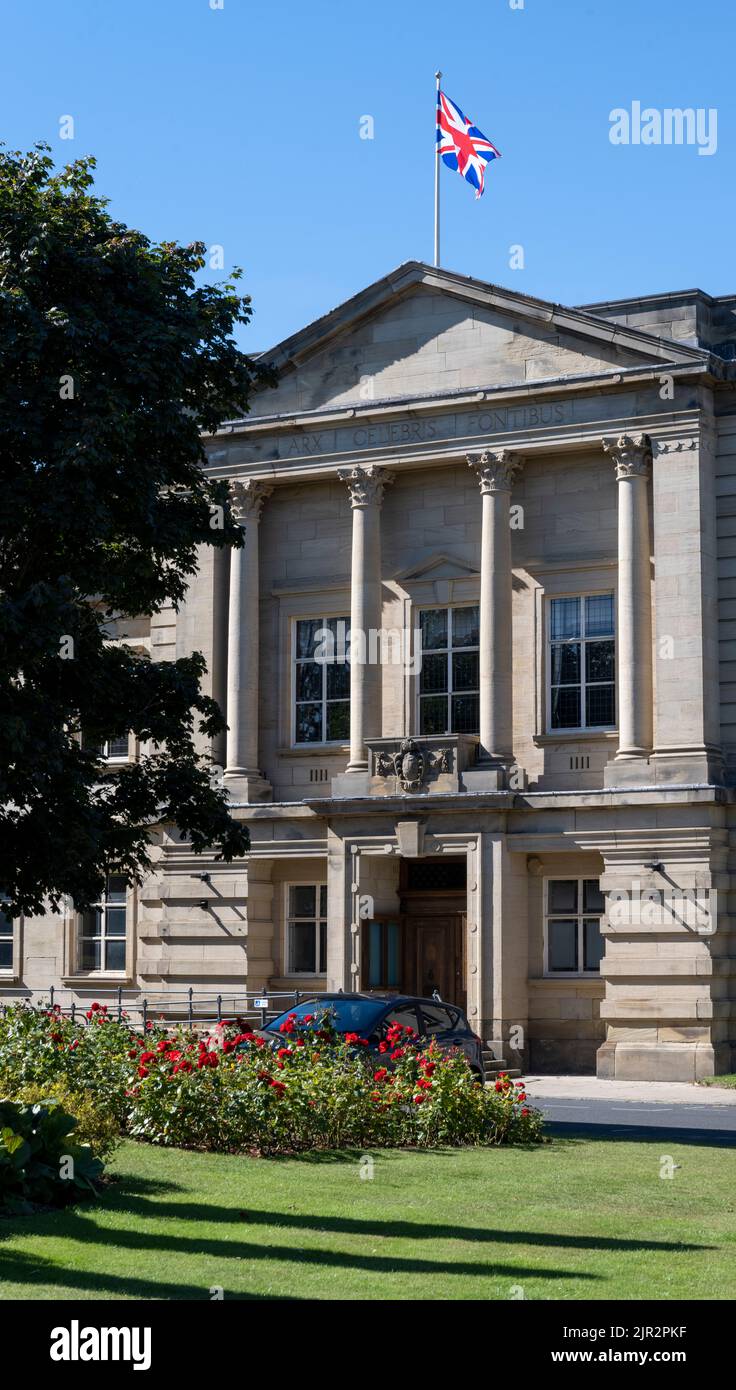 The Town Hall, Crescent gardens, Harrogate, North Yorkshire, Yorkshire ...