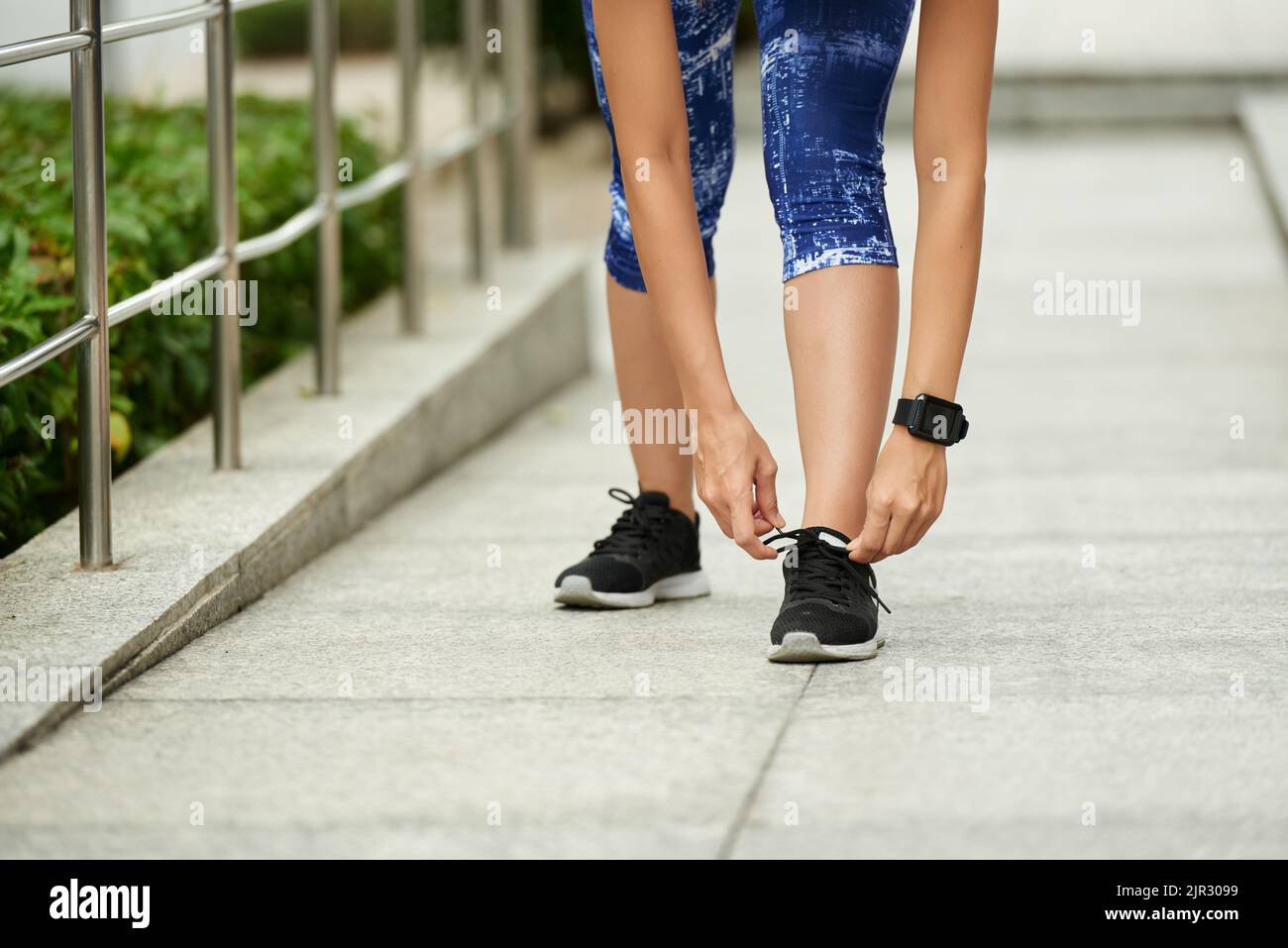 How to tie shoe laces hi-res stock photography and images - Alamy