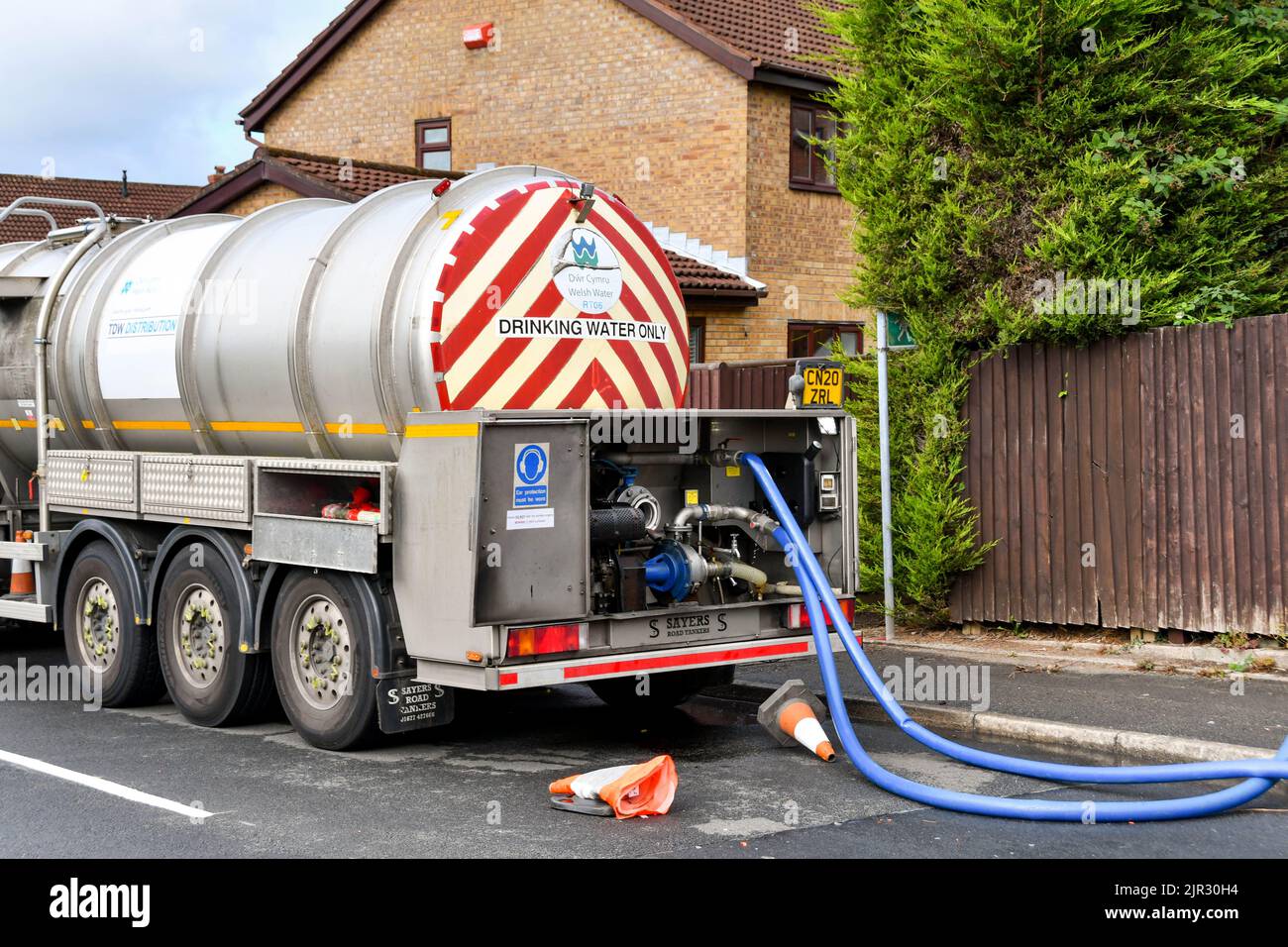 Pontypridd, Wales - August 2022: Rear view of a water tanker being used ...